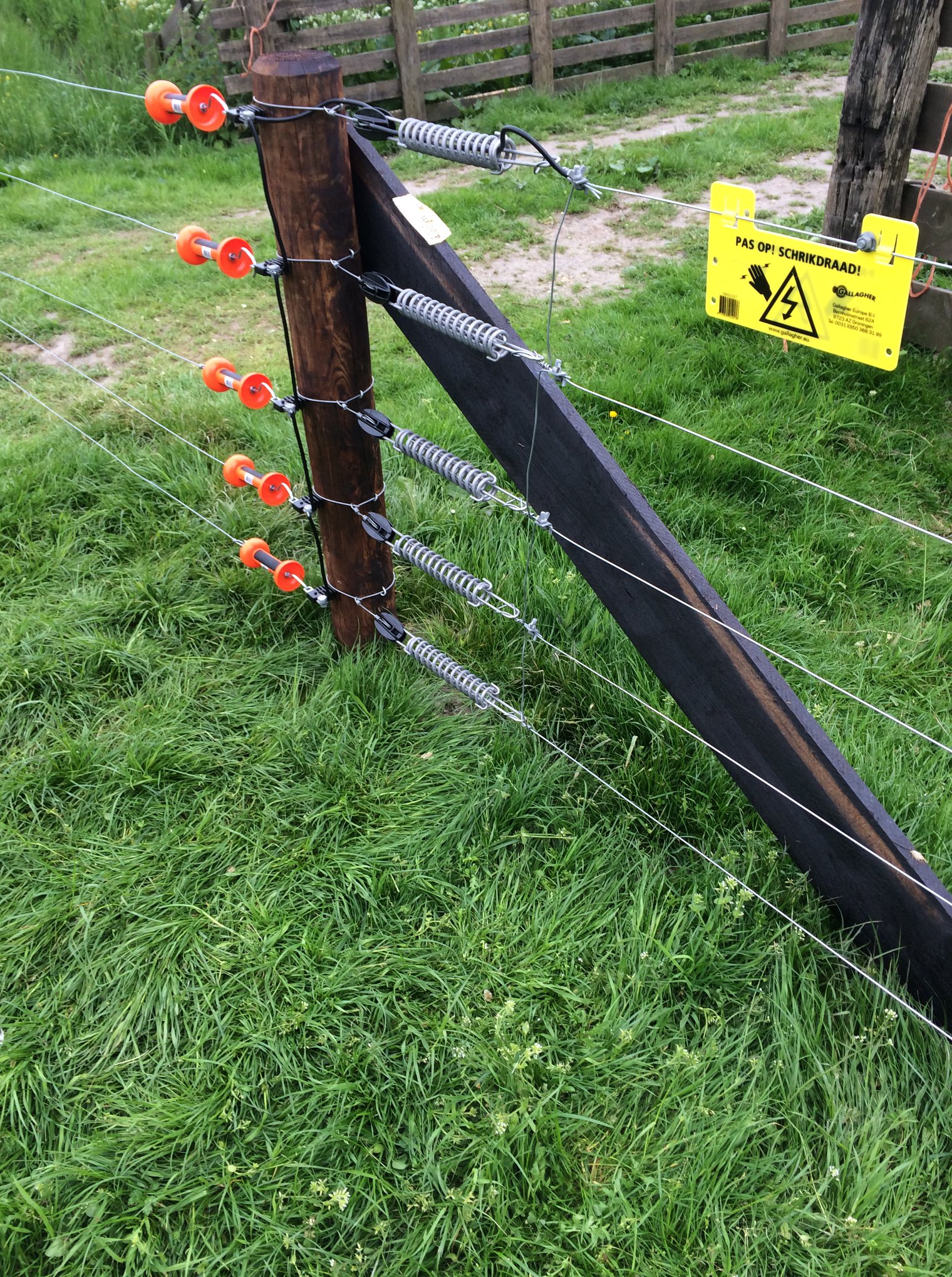 Elektrische omheiningen - Postma Omheiningen